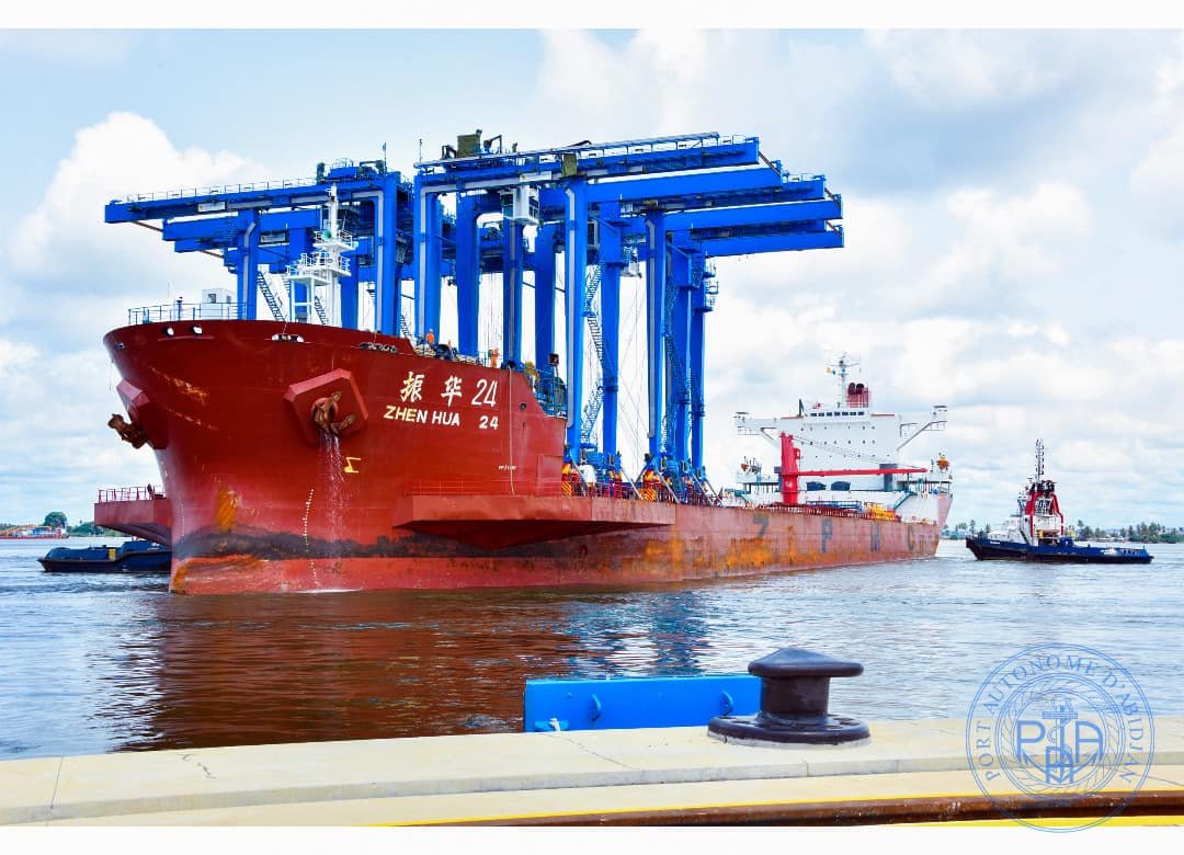 Port d'Abidjan: Côte d’Ivoire Terminal réceptionne six portiques de parc
